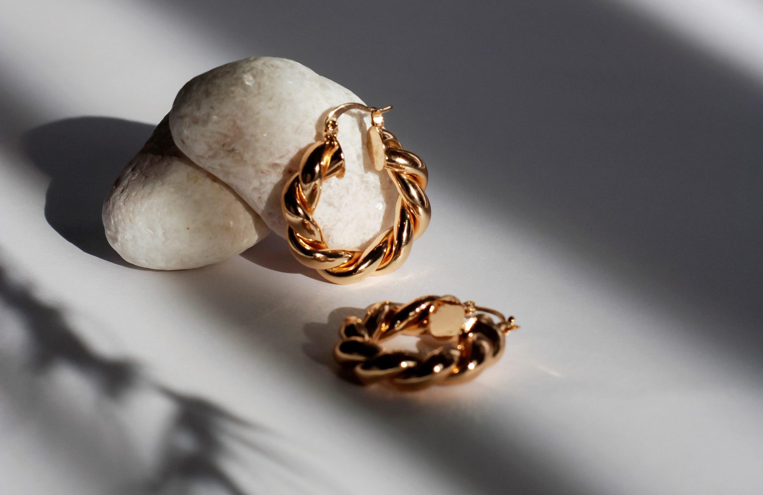 How to spot and avoid fake online businesses - Consumer Protection BC